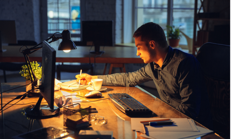 What is Third Shift Hours : Tips ,Benefits and Drawbacks